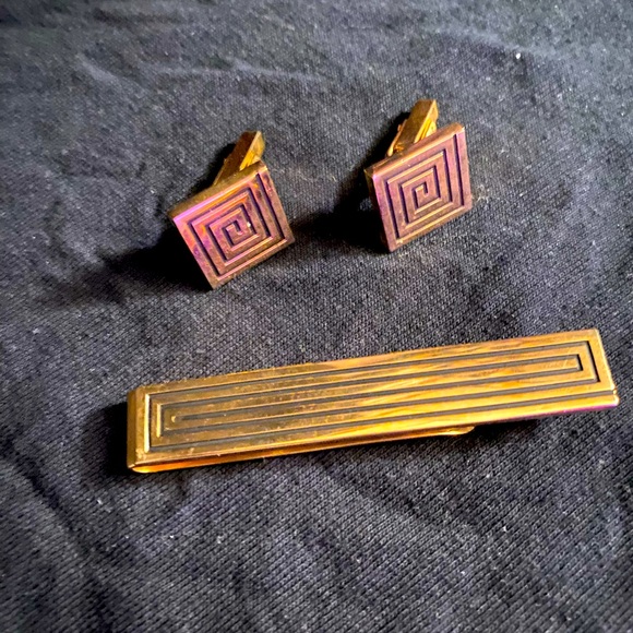 SWANK | Accessories | Vintage Swank Gold Plated Cuff Links And Tie Clip ...